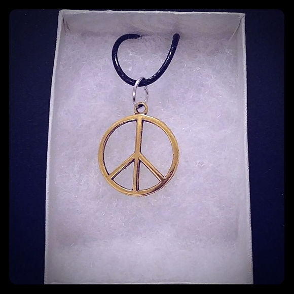 Jewelry | Gold Peace Sign Necklace | Poshmark